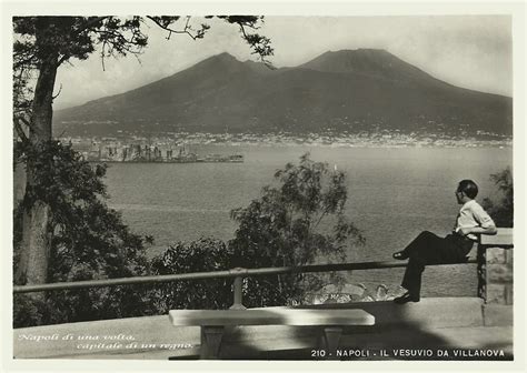Napoli Panoramica Del Vesuvio Da Villanova A Posillipo Cartolina