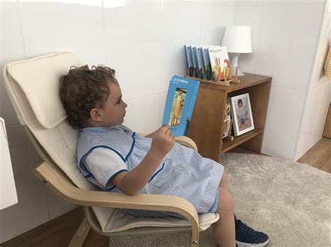 Rincón de la lectura Montessori EIMenuts