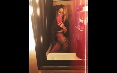 Marta Melro Mostra Tatuagem Escondida Marta Melro Mostra Tatuagem