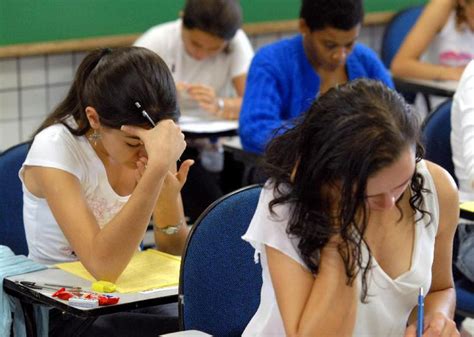 Confira as principais apostas para os temas da redação do Enem