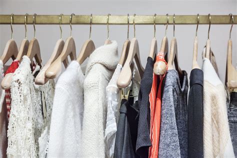 Bien ranger ses vêtements dans un dressing