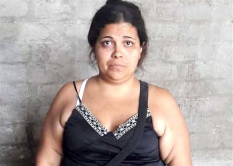 Mujer es detenida por abandonar a sus dos hijos de 2 y 6 años en Santa Ana