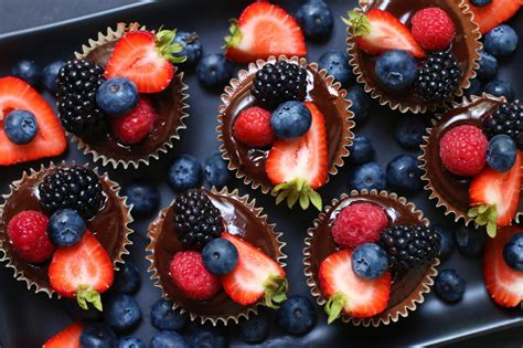 Mini Chocolate Cheesecakes With Summer Berries Snowflakes