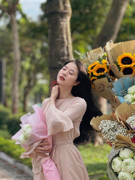 Lưu ngay những địa điểm chụp ảnh check in mùa thu Hà Nội đẹp xao xuyến