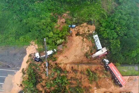 Impressionante Imagem aérea mostra destruição em deslizamento na BR 376
