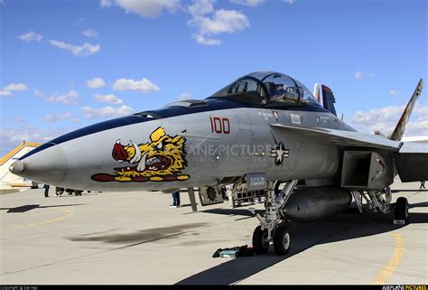 166628 USA Navy McDonnell Douglas F A 18F Super Hornet At Yuma