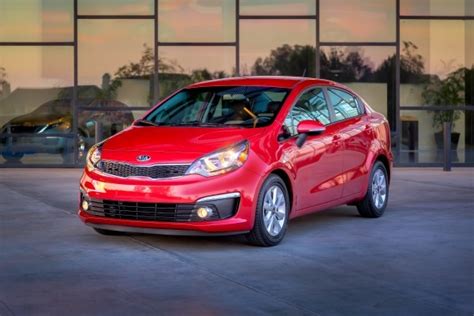 Used 2017 Kia Rio EX Sedan Review Ratings Edmunds