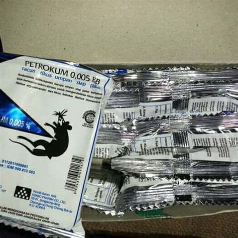 Jual Racun TIKUS Petrokum 0 005 BB Racun Tikus Bentuk Padat Kotak Kotak