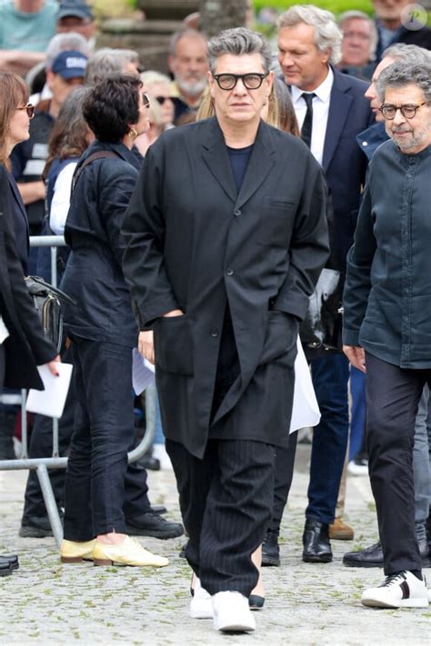 Photo Marc Lavoine Arrivées aux obsèques de l auteure compositrice