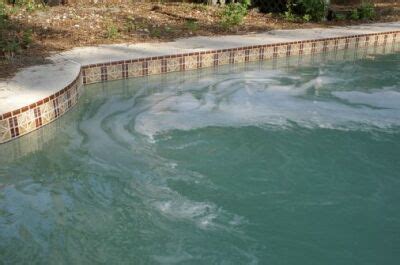 Ma Piscine Est Trouble Apr S Une Chloration Choc Pourquoi