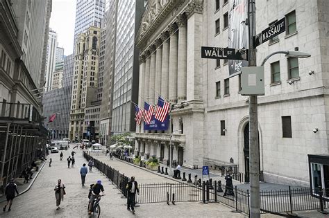 Wall Street cierra mixto y el Dow suma diez días de subidas por primera