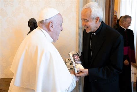 Recibe Papa Francisco Al Arzobispo De Xalapa En El Vaticano VentanaVer