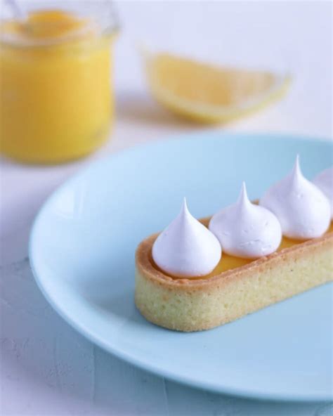 Tartaletki cytrynowe z lemon curd i bezą włoską Cake It