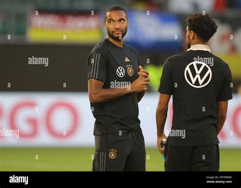4 jonathan tah fotografías e imágenes de alta resolución Alamy