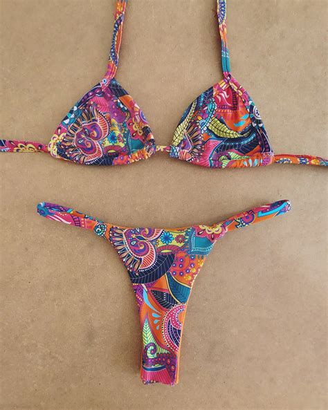Biquini Fio Dental Fita Mystical Summer Carol Moda Praia