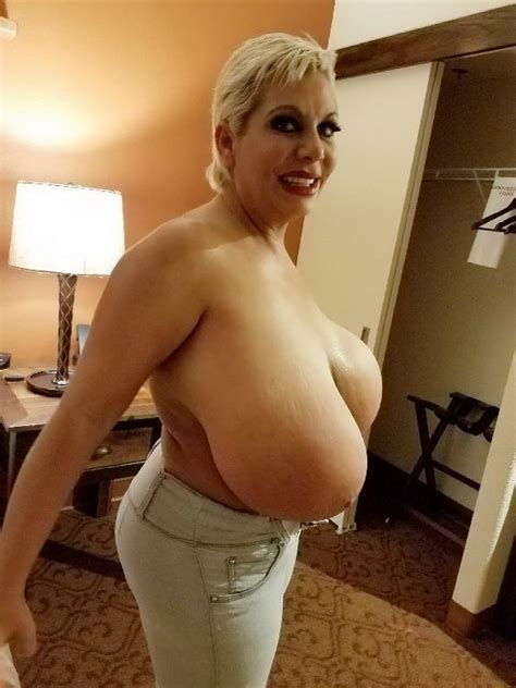 Claudia Marie Naked Topless Claudia Marie From Hoover Dam
