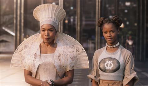 Angela Bassett diz que Pantera Negra Wakanda para Sempre será melhor