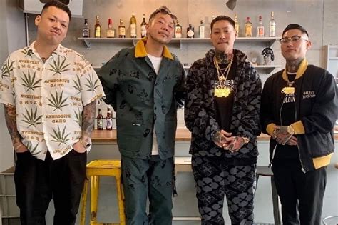 Best Japanese Clothing Brands Popular You Should Know