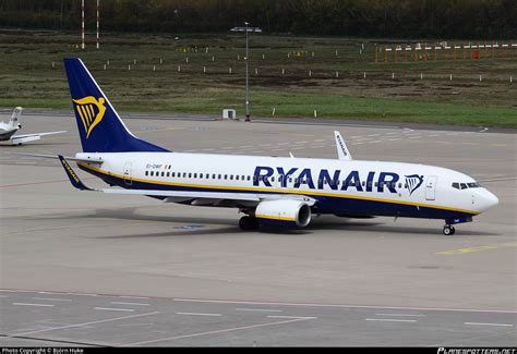 EI DWF Ryanair Boeing 737 8AS WL Photo by Björn Huke ID 800872