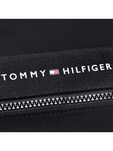 Tommy Hilfiger Torba Th Horizon Duffle AM0AM10549 Czarny Modivo Pl