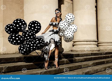 Spring Summer Fashion Glamour Stylish Elegant Woman In Polka Dot