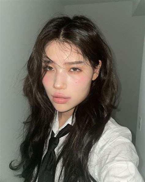 𝘧𝘢𝘪𝘳𝘺𝘴𝘩𝘪𝘳𝘰🧚‍♀️ Pretty Hairstyles Makeup Looks Makeup Inspiration