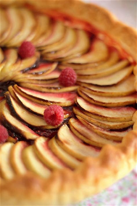 TARTE FINE AUX POMMES ET FRAMBOISES YAPASPLUSIMPLE C EST TRES