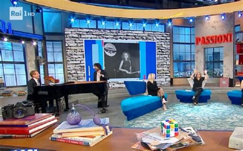 Serena Bortone gaffe a Oggi è un altro giorno su Roberta Capua