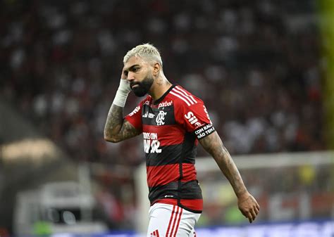 Gabigol Agradece Apoio Dos Torcedores Do Flamengo E Diz Estar Sendo