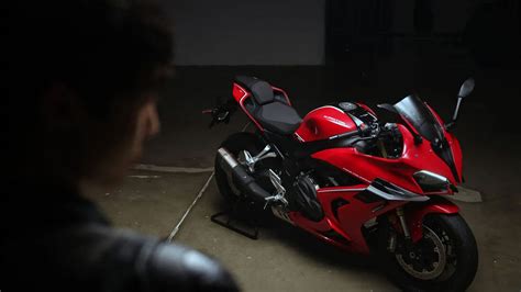 Neuer Vierzylinder Racer Aus China QJMotor SRK 800 RR MOTORRADonline De