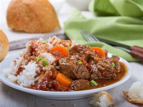 Boeuf mijoté aux 3 épices Recette de Boeuf mijoté aux 3 épices Marmiton