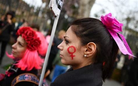 Festa della donna ecco perché si festeggia l8 marzo Sky TG24