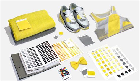 Pantone dévoile ses couleurs de lannée 2021 Cosmocat Communication