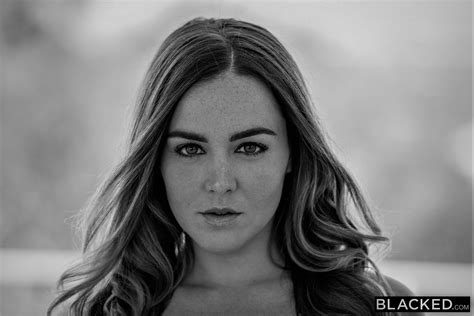 Wallpaper Natasha Nice Model Women Smiling Face Blacked Com Freckles 3000x2000 Jonm191
