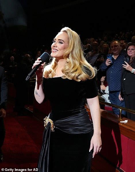 I M So Scared Adele Breaks Down In Tears On Opening Night Of Long