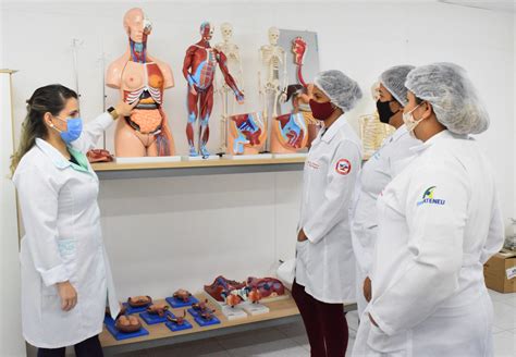 Curso T Cnico De Enfermagem Da Uniateneu Destaque Por Forma O
