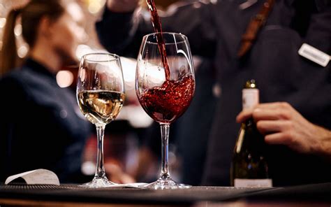 NO SOLO EL COLOR Estas Son Las Diferencias Entre El Vino Tinto Y El