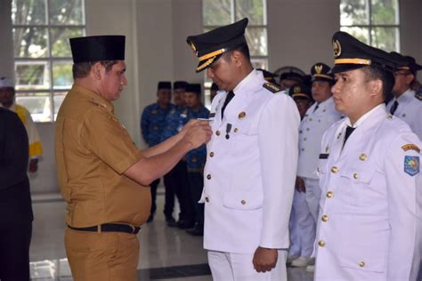 Pj Bupati Kobar Lantik Pejabat Administrator Pengawas Serta Pejabat
