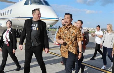 Elon Musk In Indonesia To Launch Starlink