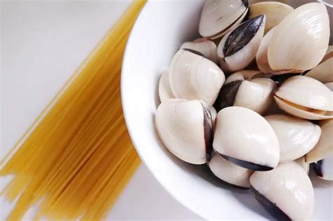 Spaghetti Alle Vongole Bear Naked Food