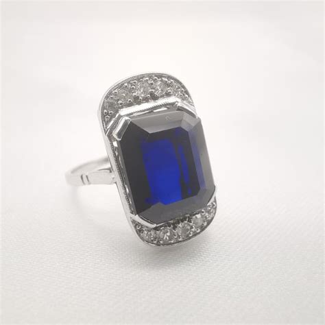 18 Kt Platinum White Gold Ring 6 00 Ct Sapphire Catawiki