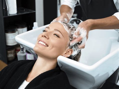 Shampoo Dieses Produkt empfehlen Friseure für geschädigtes Haar