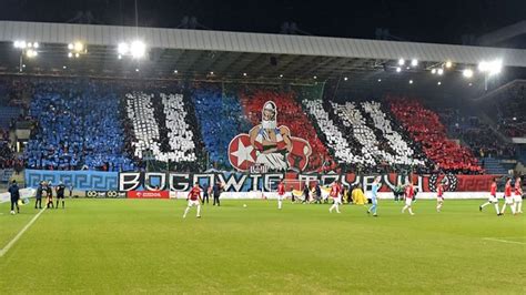 Oprawy Kibic W Wis Y Krak W Podczas Meczu Z Gks Em Katowice