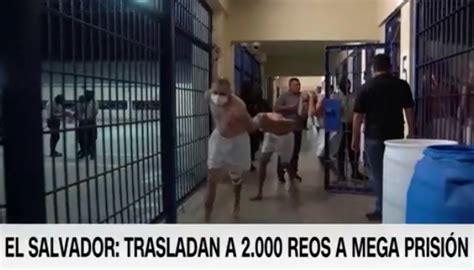Los primeros 2 000 reos fueron trasladados a la nueva megacárcel de El