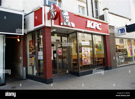 Kfc Fast Food Restaurant Shop Worthing West Sussex Uk Stock Photo Alamy