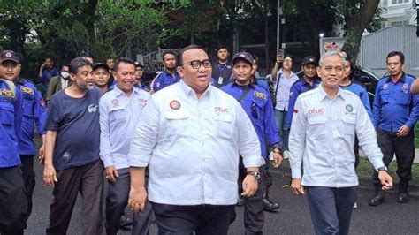 Respons Ganjar Pranowo Dapat Dukungan Kspsi Jadi Capres Partai
