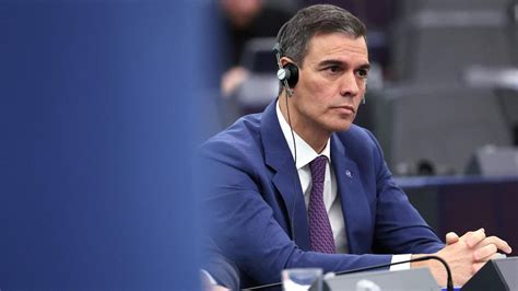 Sánchez defiende la amnistía en el Parlamento Europeo y lanza un guiño