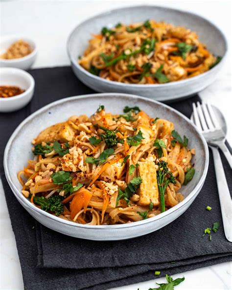 Vegan Pad Thai With Tofu Six Hungry Feet