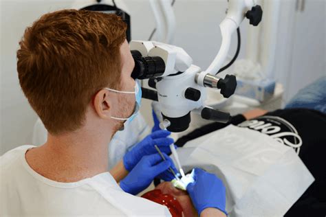 Endodoncja Gdańsk leczenie kanałowe pod mikroskopem Furyk Clinic