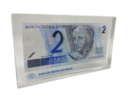 Notas da primeira família do real serão retiradas de